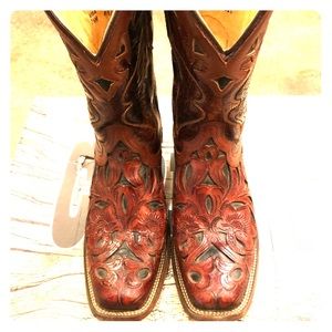 Corral Shoes | Iso Fringe Boots | Poshmark